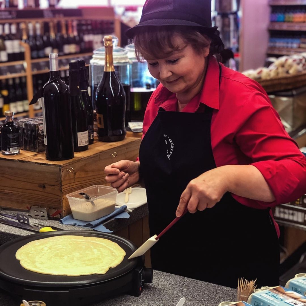 Today in our Cumbrian Food Hall, Sheila is cooking up some crepes! 丹 ...